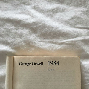 reading : 1984 by George Orwell - playlist by vanessa_director | Spotify