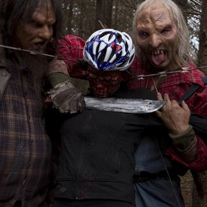Wrong turn soundtrack: camino hacia el terror vibes - playlist by Sara ...