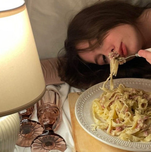 summer loneliness - playlist by juliette