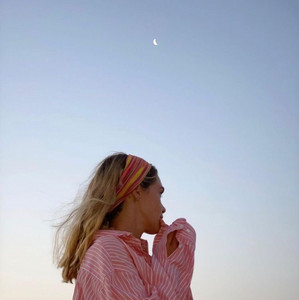 currently. - playlist by taelyn | Spotify