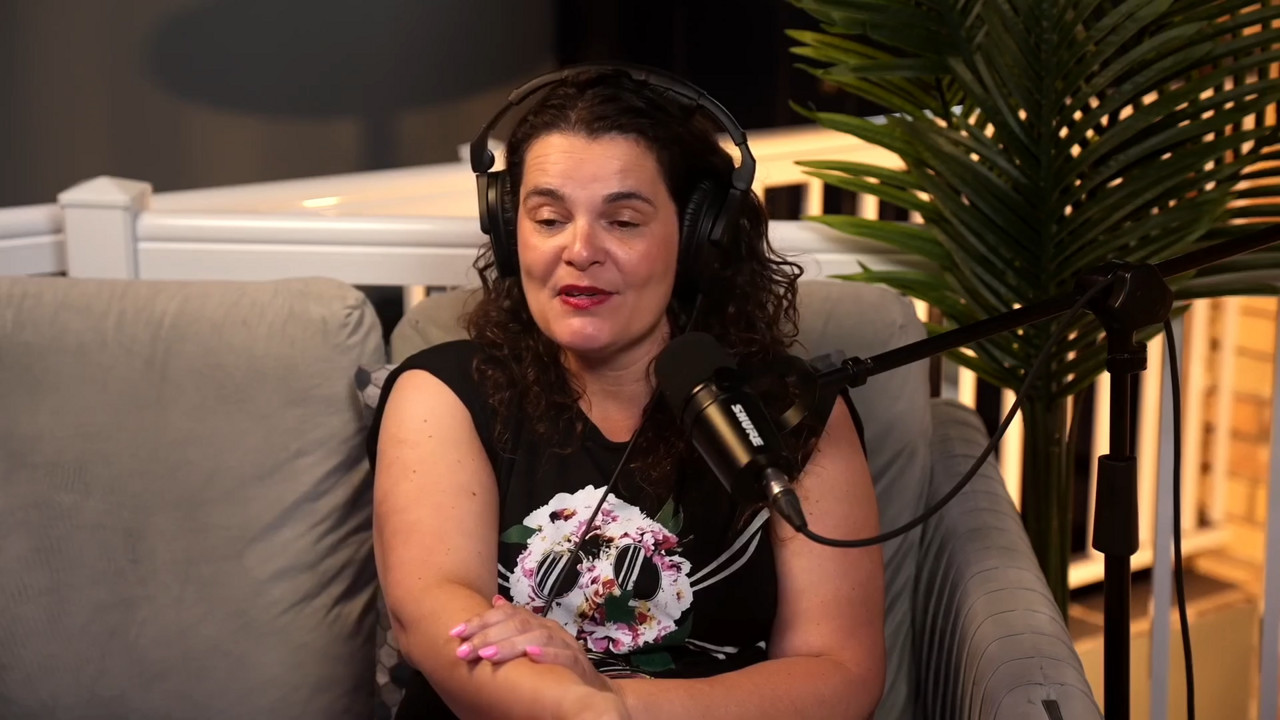 Ep 12: Age Your Way: Dr. Lisa Kellett on Modern Dermatology & Ageless ...